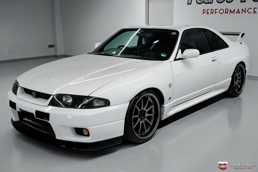 JDM Nissan Skyline R33 GTR – Petrol Positive Performance Cars GmbH
