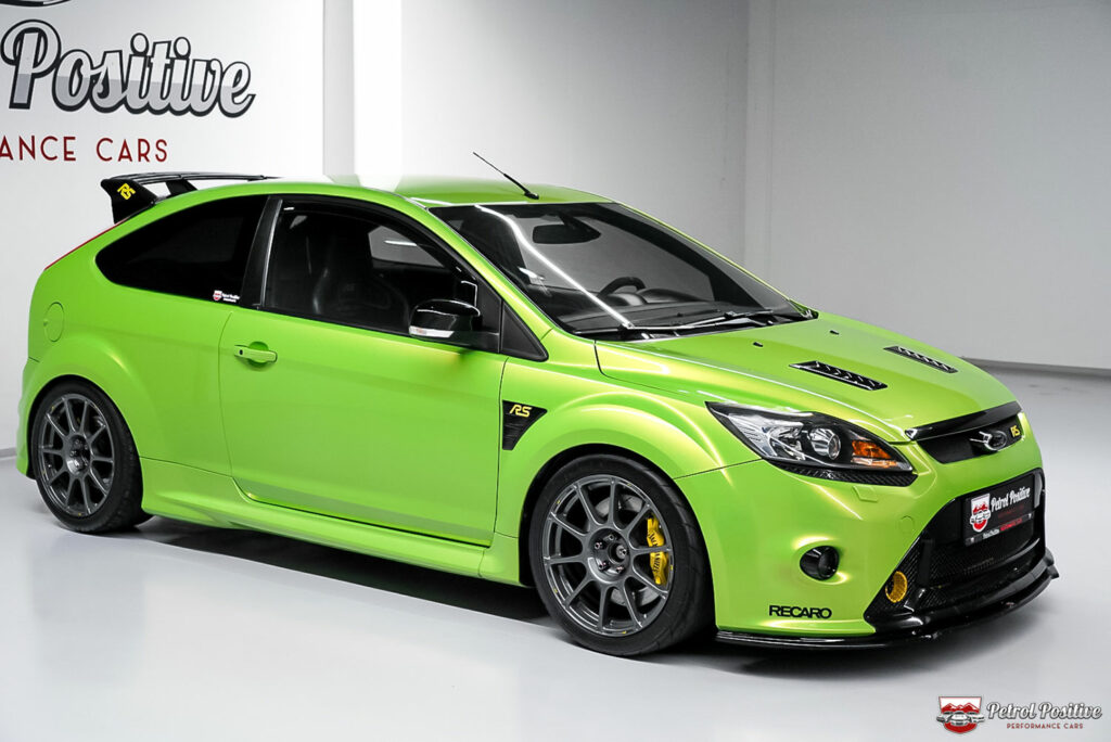 Ford Focus RS – Ultimate Green – Petrol Positive Performance Cars GmbH
