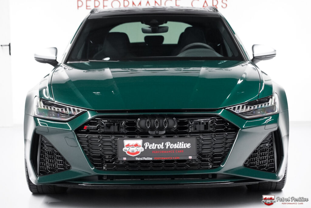 Audi RS6 Avant 4,0 TFSI quattro / Audi Exklusive / Goodwood Grün ...