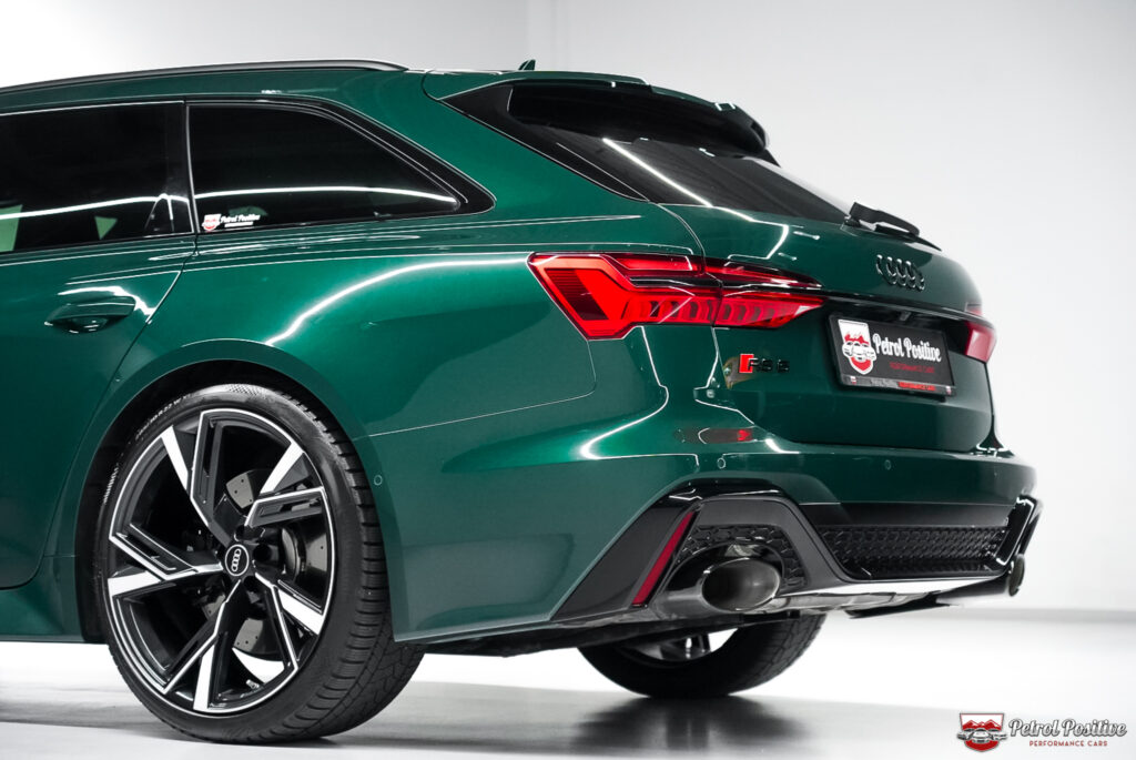 Audi RS6 Avant 4,0 TFSI quattro / Audi Exklusive / Goodwood Grün – Petrol Positive Performance ...
