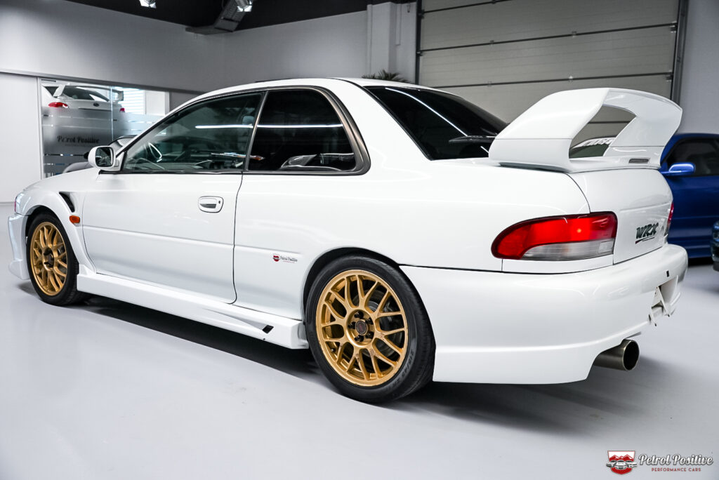 Subaru Impreza STI GC8 Type R Coupe Version 5 Chargespeed – Petrol ...